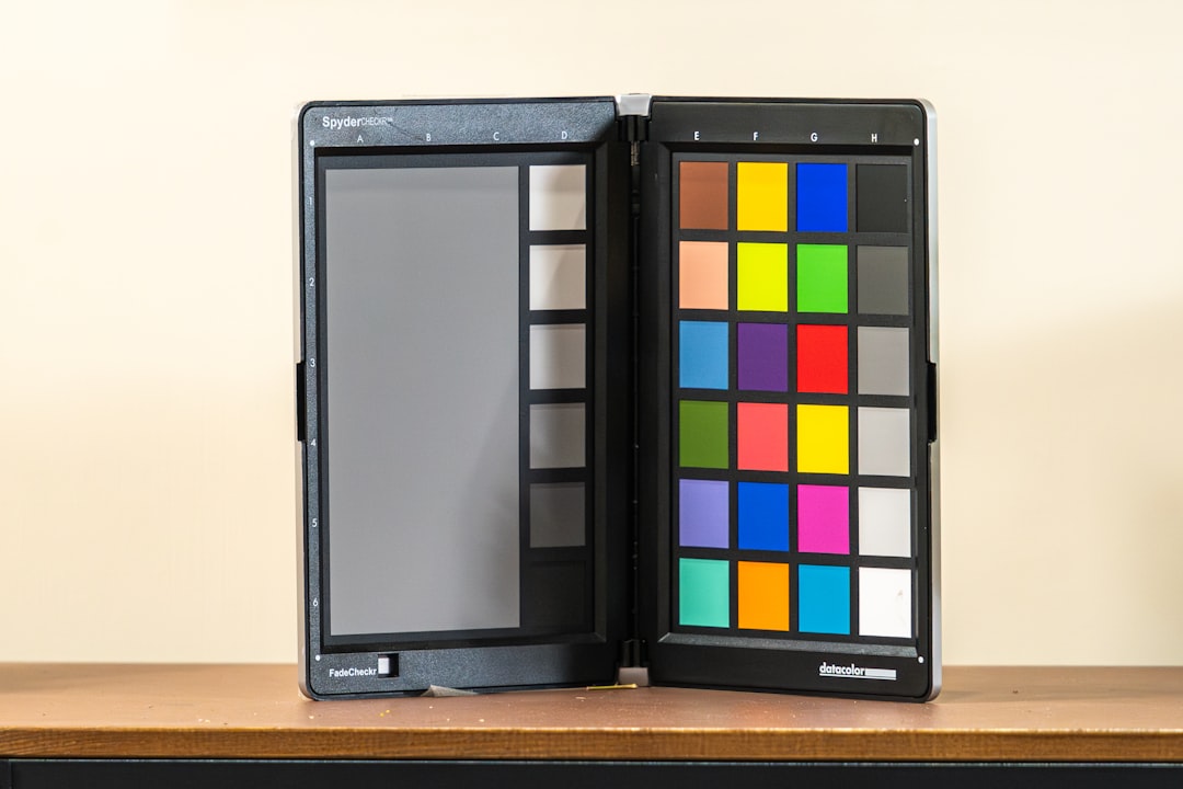 Understanding Monochromatic Color Blindness – Eye Surgery Guide